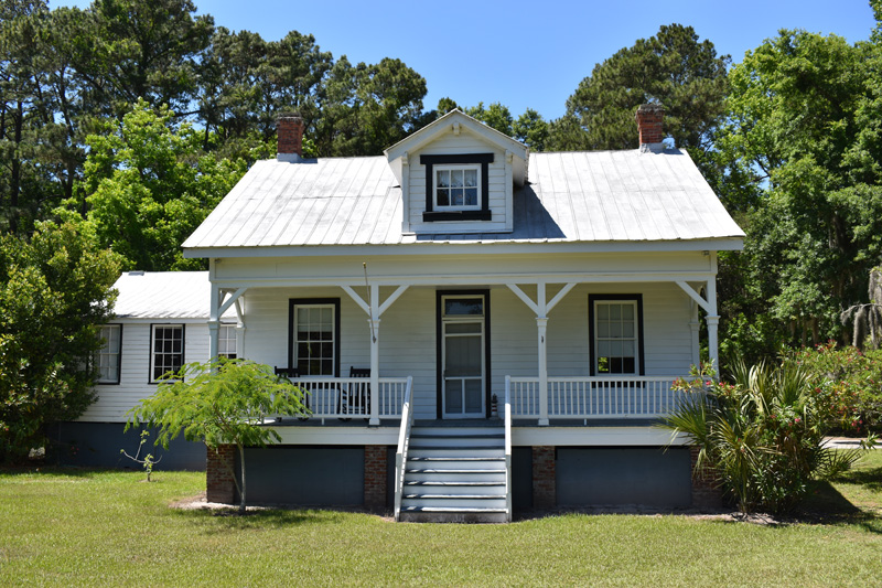 Bloody Point Front Range Lighthouse, South Carolina at ...