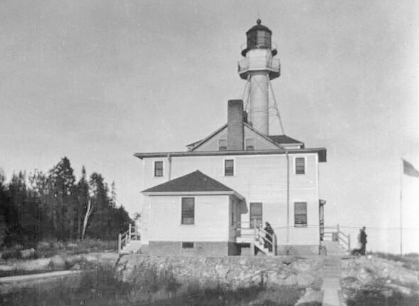 Detour Lighthouse, Michigan at Lighthousefriends.com
