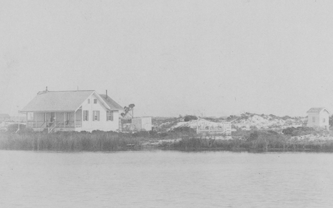 Fort McRee Lighthouse, Florida at Lighthousefriends.com
