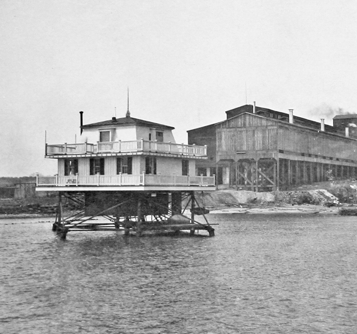 Hawkins Point Lighthouse, Maryland at Lighthousefriends.com