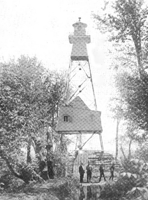 Île aux Raisins Range Lighthouse, Quebec Canada at Lighthousefriends.com