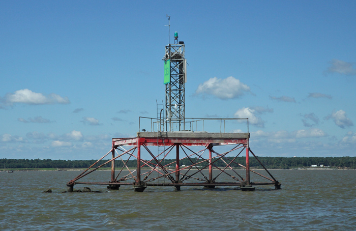 Lower Cedar Point Lighthouse, Maryland at Lighthousefriends.com