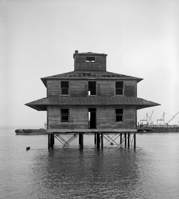 Mahon River Lighthouse, Delaware at Lighthousefriends.com