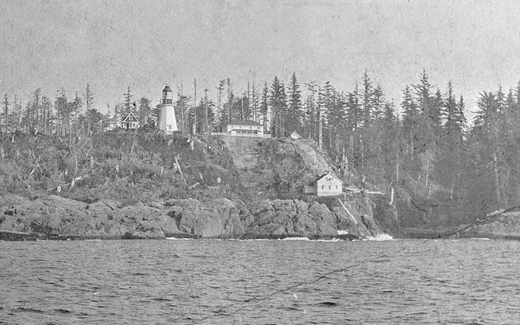 Pachena Point Lighthouse, British Columbia Canada at Lighthousefriends.com