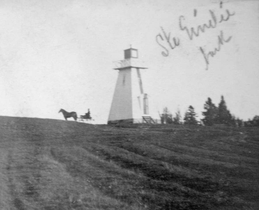 Leclercville (St. Emmélie) Range Lighthouse, Quebec Canada at ...