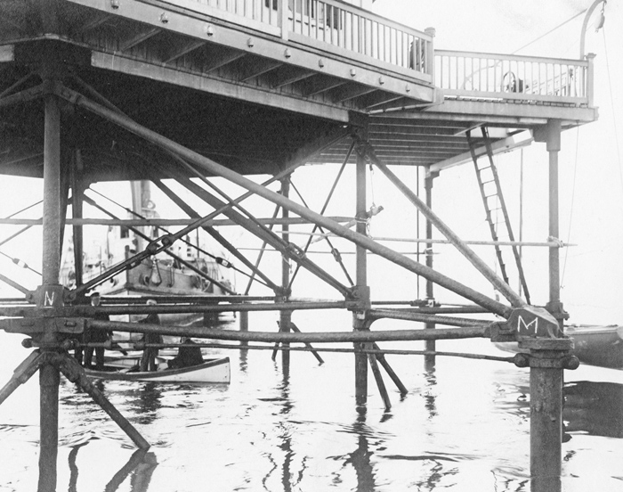 Windmill Point Lighthouse, Virginia at Lighthousefriends.com