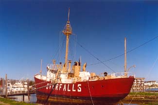 Lightship Overfalls LV 118/WAL 538 Lighthouse, Delaware at ...