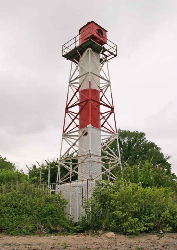 Conover Beacon Lighthouse, New Jersey at Lighthousefriends.com