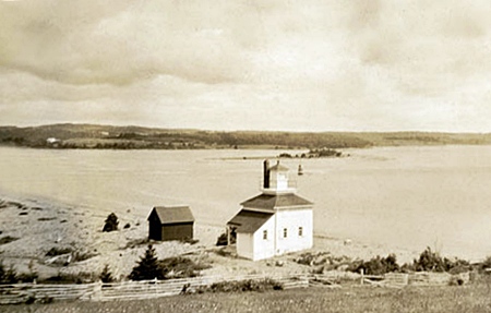 Guysborough Lighthouse, Nova Scotia Canada at Lighthousefriends.com