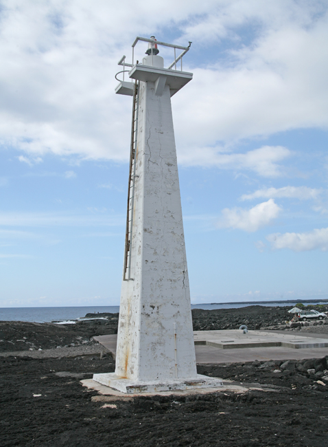 Minor light of Hawai'i - Keahole Point Lighthouse, Hawaii at ...
