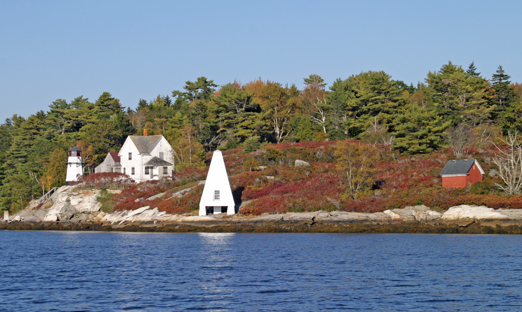 Perkins Island Lighthouse, Maine at Lighthousefriends.com