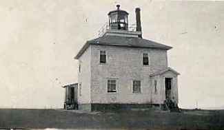 Shipwreck Point Lighthouse - Naufrage PEI - Coastal Lighthouses on ...