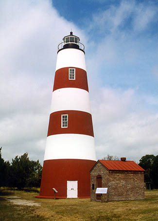 Sapelo Island Lighthouse, Georgia at Lighthousefriends.com